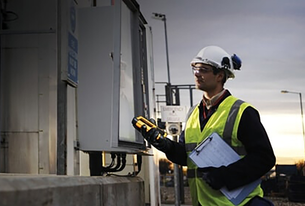 Getac: A Rugged Handheld with Versatile Functions｜Getac