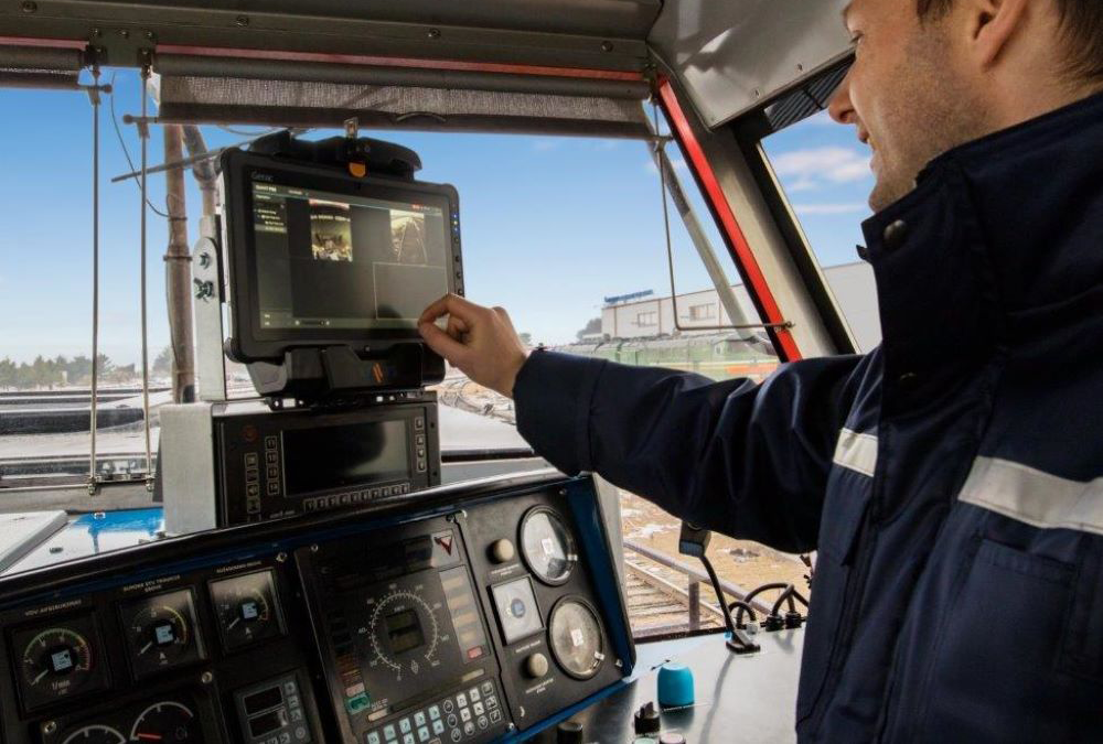 Getac F110 Fully Rugged Tablets Ensure Transportation Safety by ...